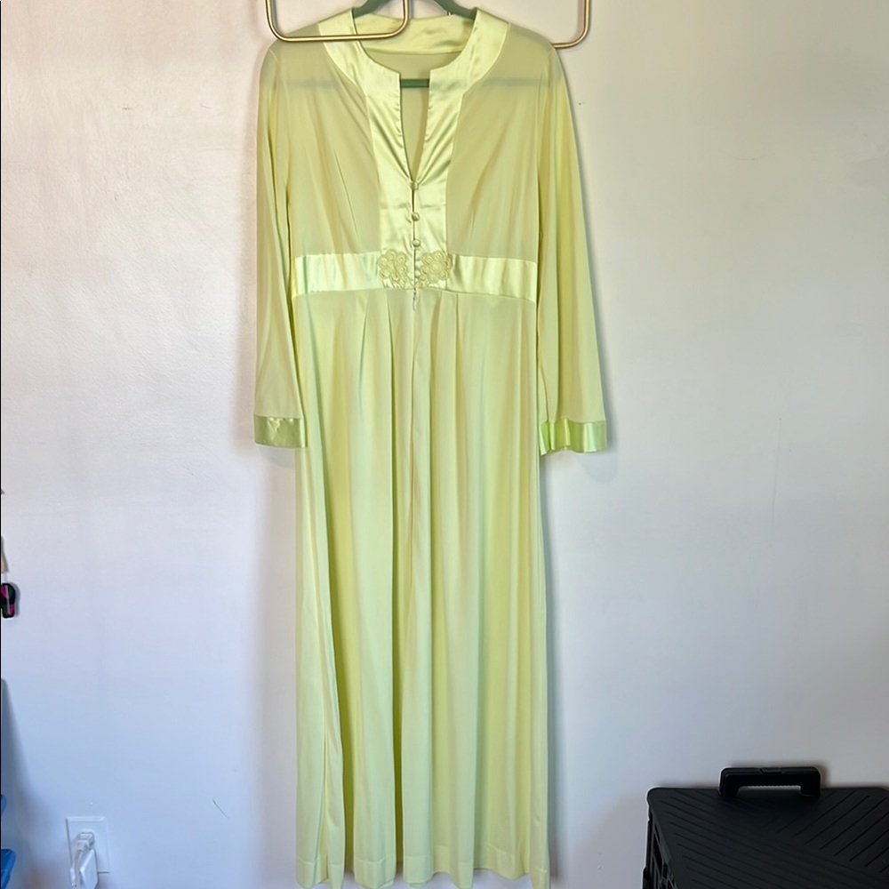 Gossard Artemis Medium 70’s Robe - Gem
